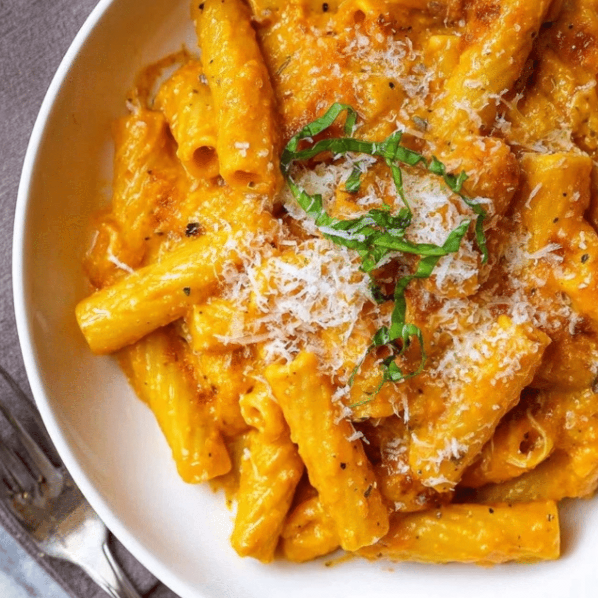 Creamy Pumpkin Pasta: 30-Minute Comfort Food Recipe - Yummy Temple